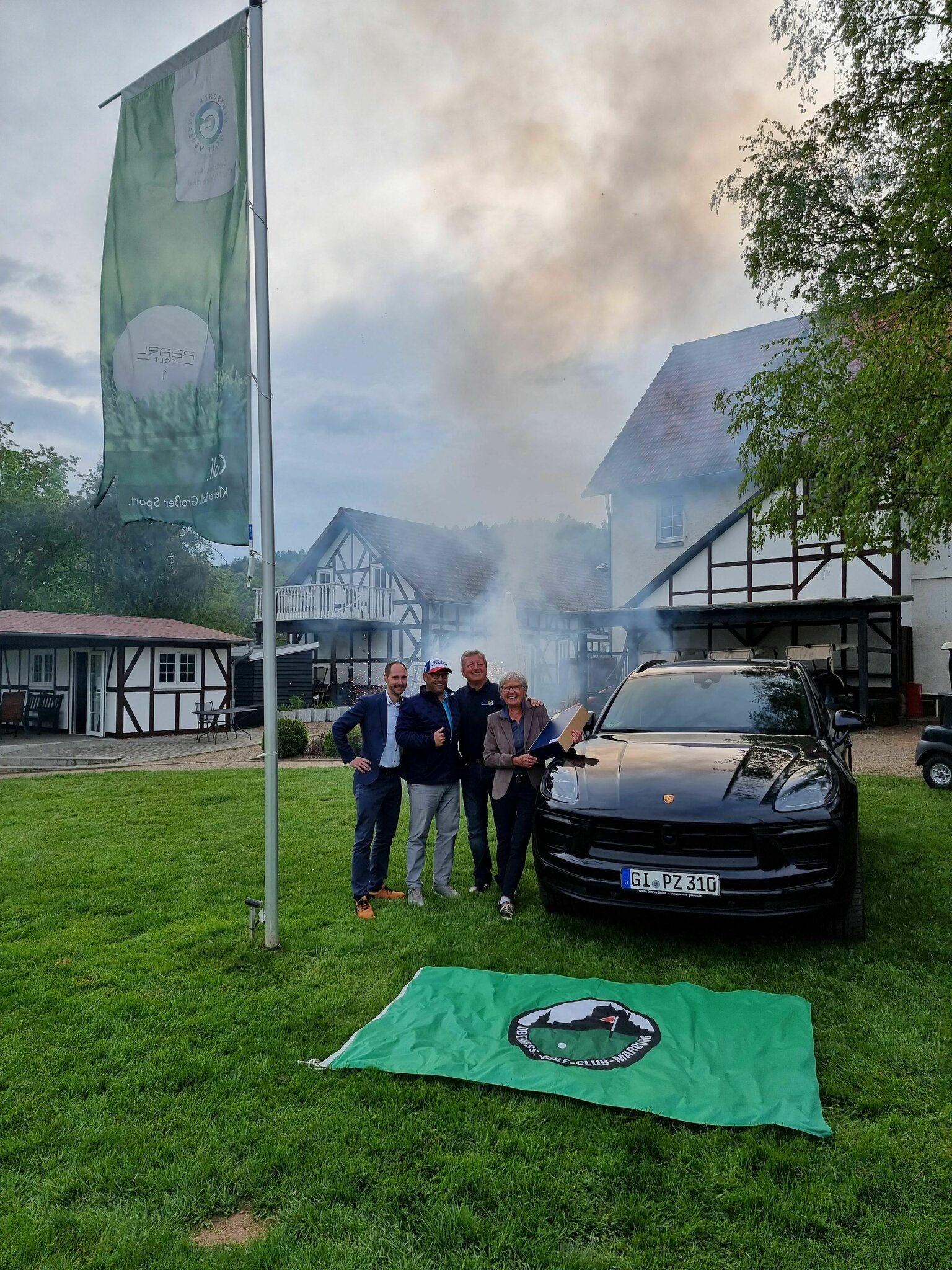 Traumschlag beim Rotary Benefiz Golfturnier: Mit einem „Hole-in-One ...