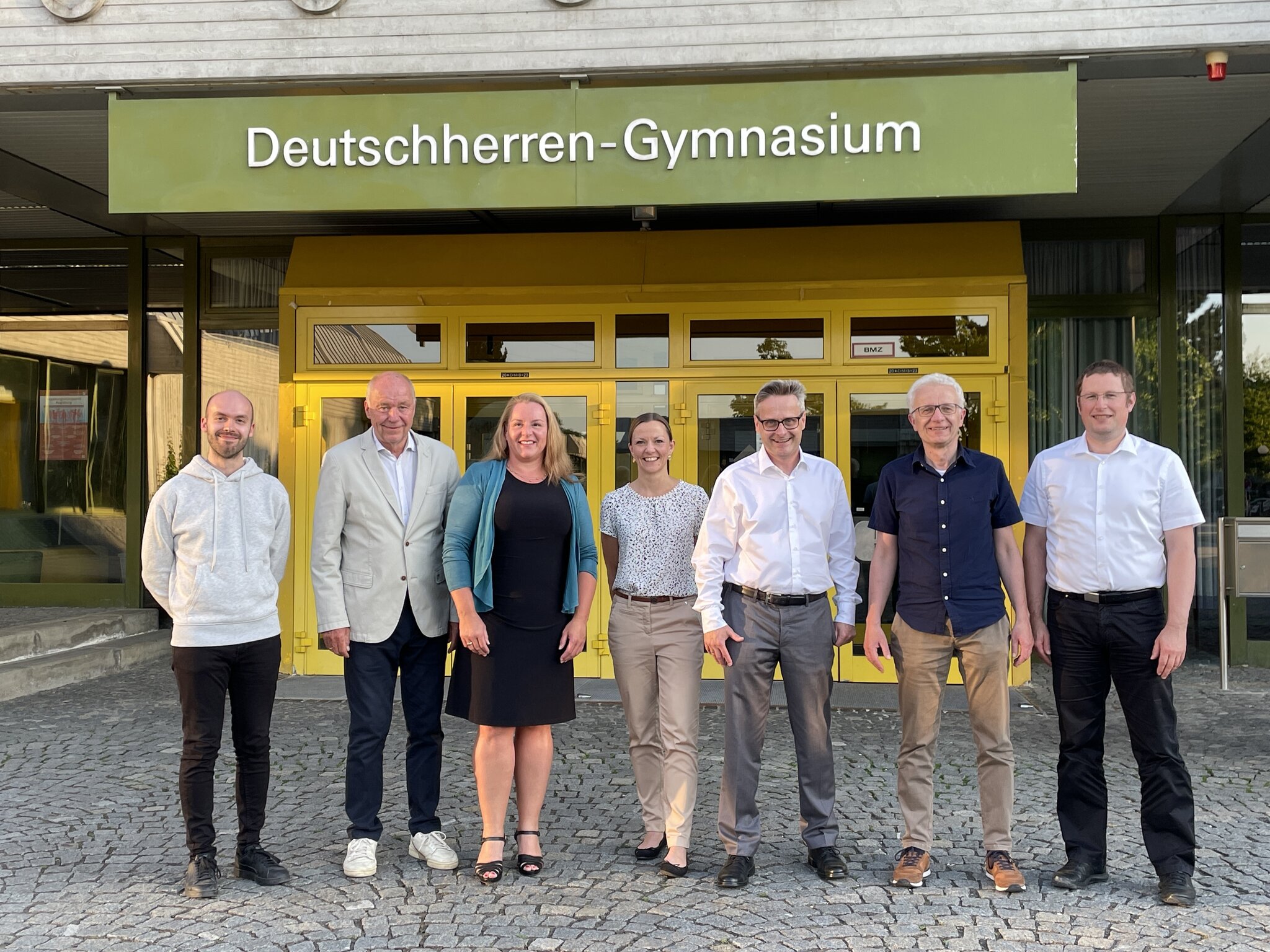 VORSTAND DES DHG FÖRDERVEREINS NEU GEWÄHLT: DHG AICHACH: EIN AKTIVER FÖRDERVEREIN FÜR EIN ...