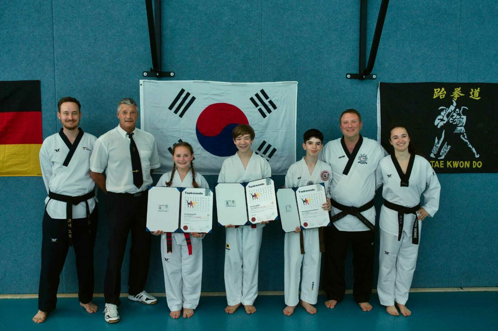 SPORT / DAN- Prüfung: Erfolgreiche DAN- und KUP- Prüfung beim Mu-Do ...