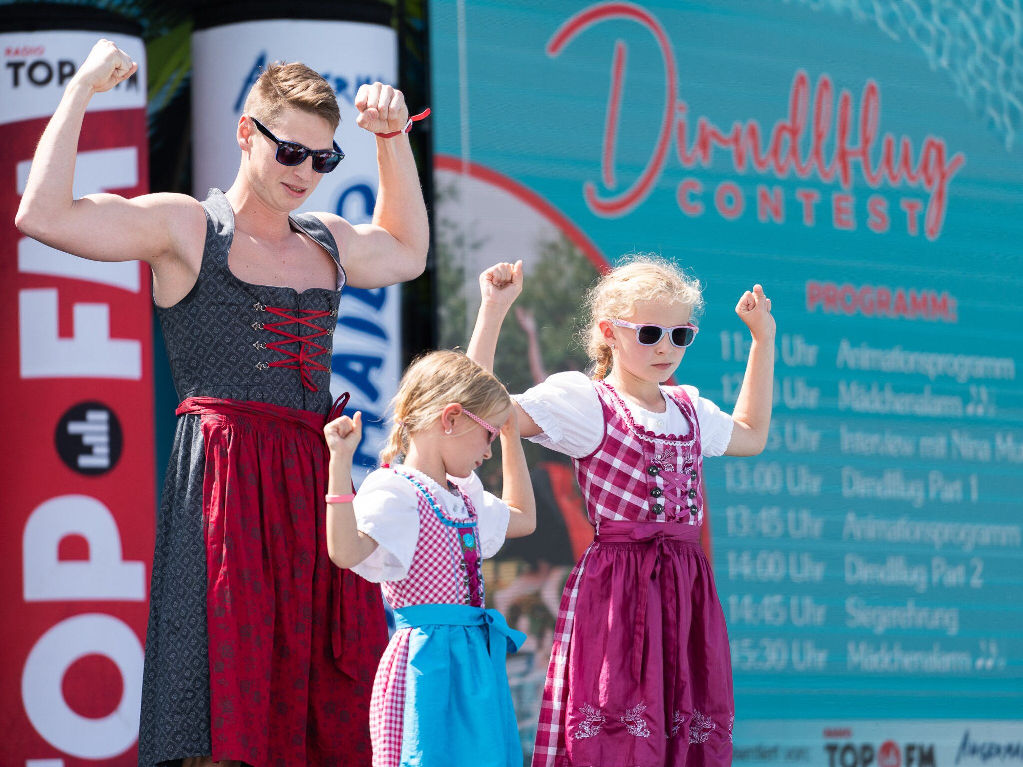 Therme Erding: Dirndlflug-Contests 2023 – war das ne Mords-Gaudi - Erding