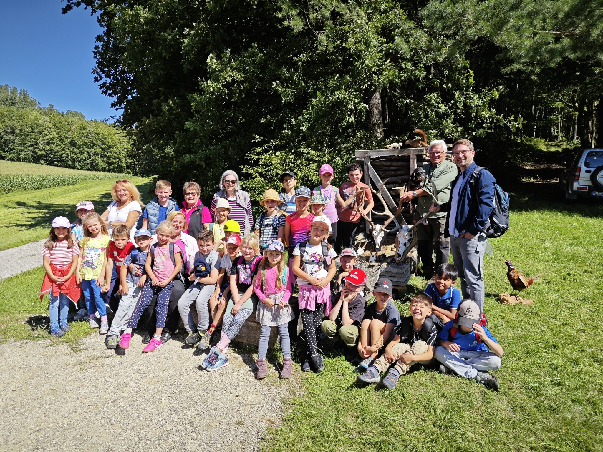 Ferienprogramm der Stadt Aichach: Mit dem Jäger durch den Wald - Aichach