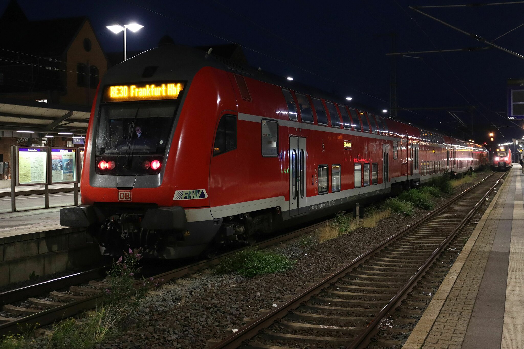 Deutschlandticket-Touren: Mit dem RE34 nach Dortmund - Stadtallendorf