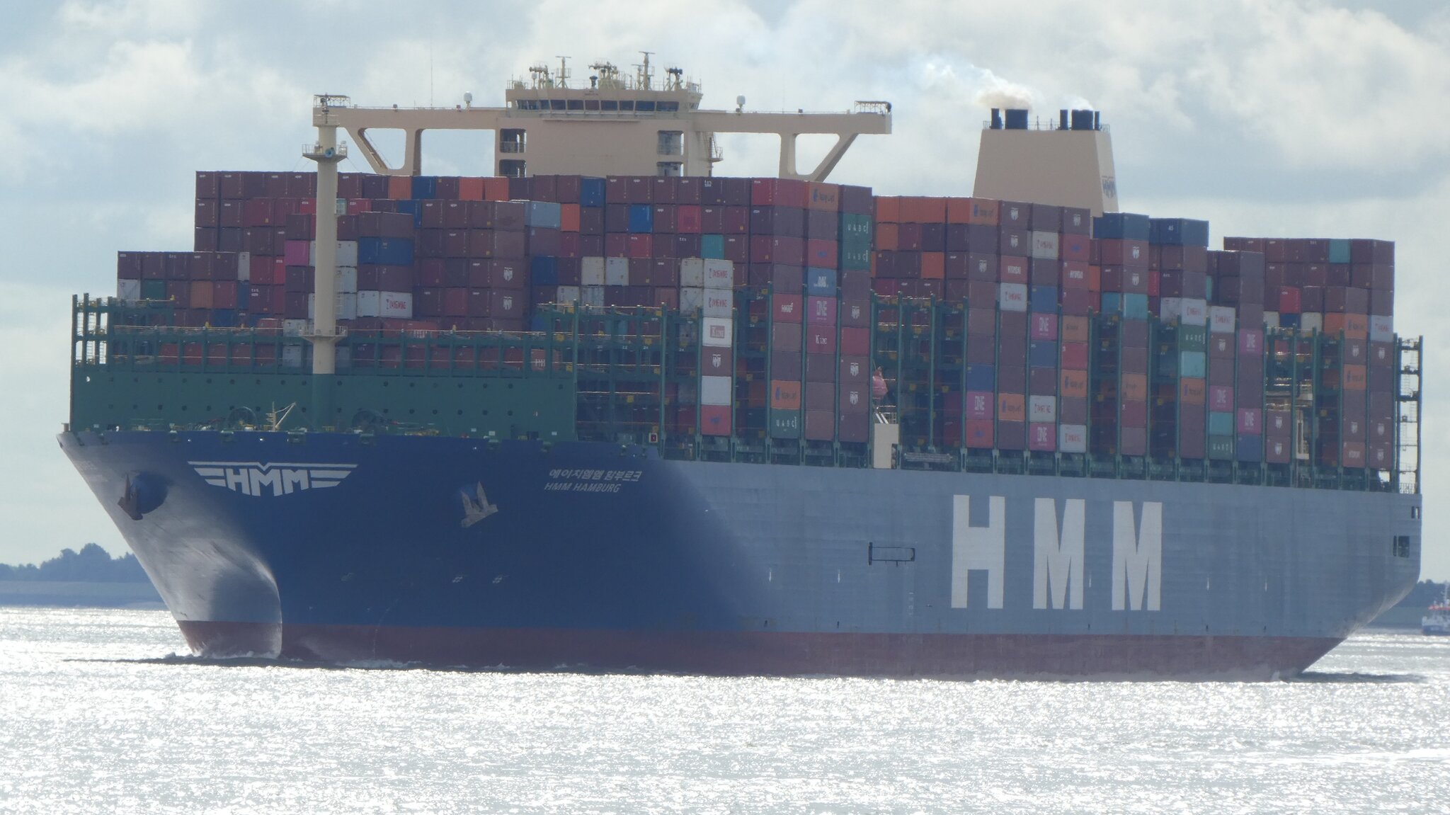 Containerschiff HMM Hamburg: Rückreise vom Erstanlauf in Hamburg CS HMM Hamburg - Cuxhaven