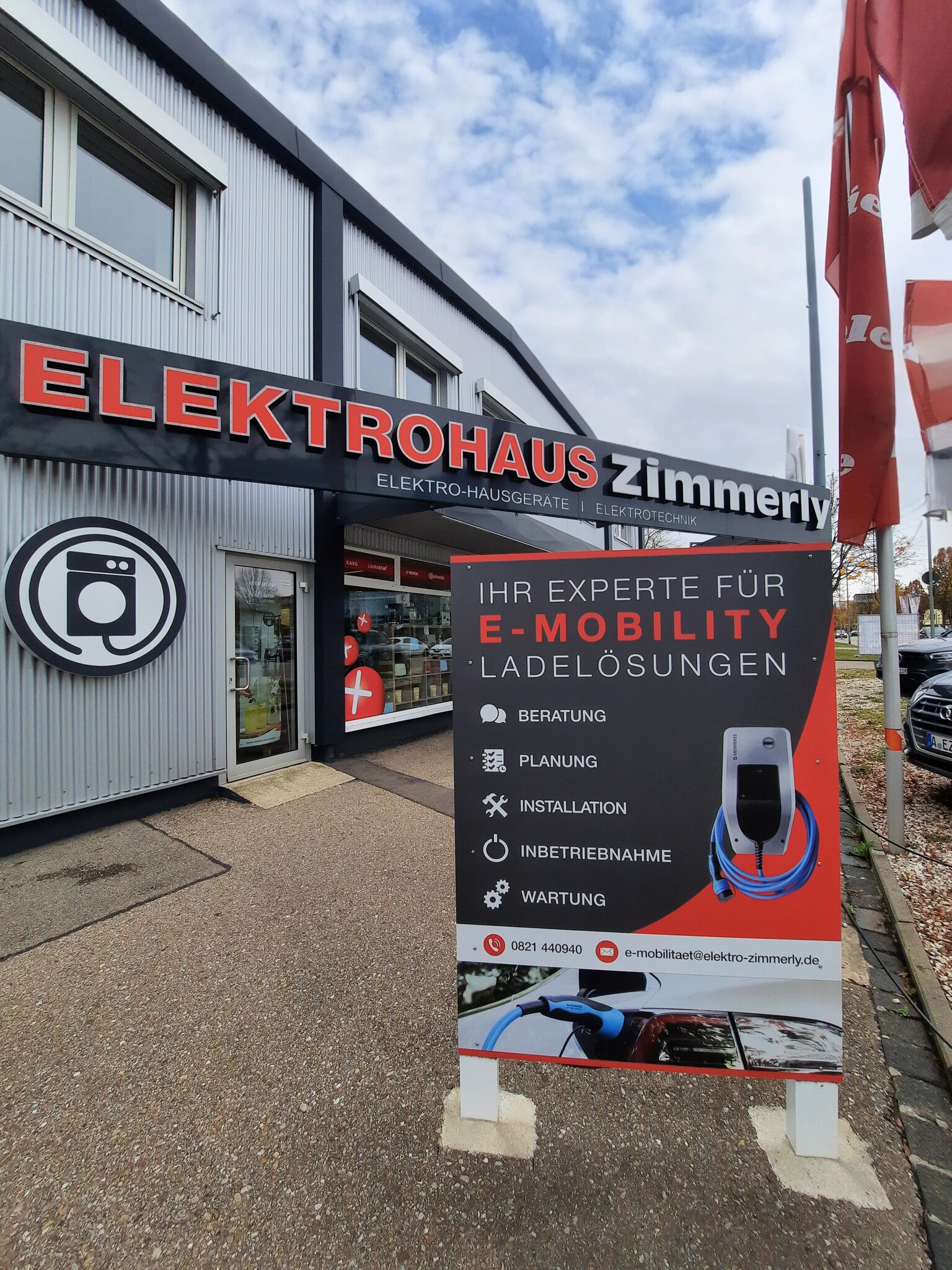 Neueröffnung: Große Neueröffnung nach Umbau im Elektrohaus Zimmerly ...