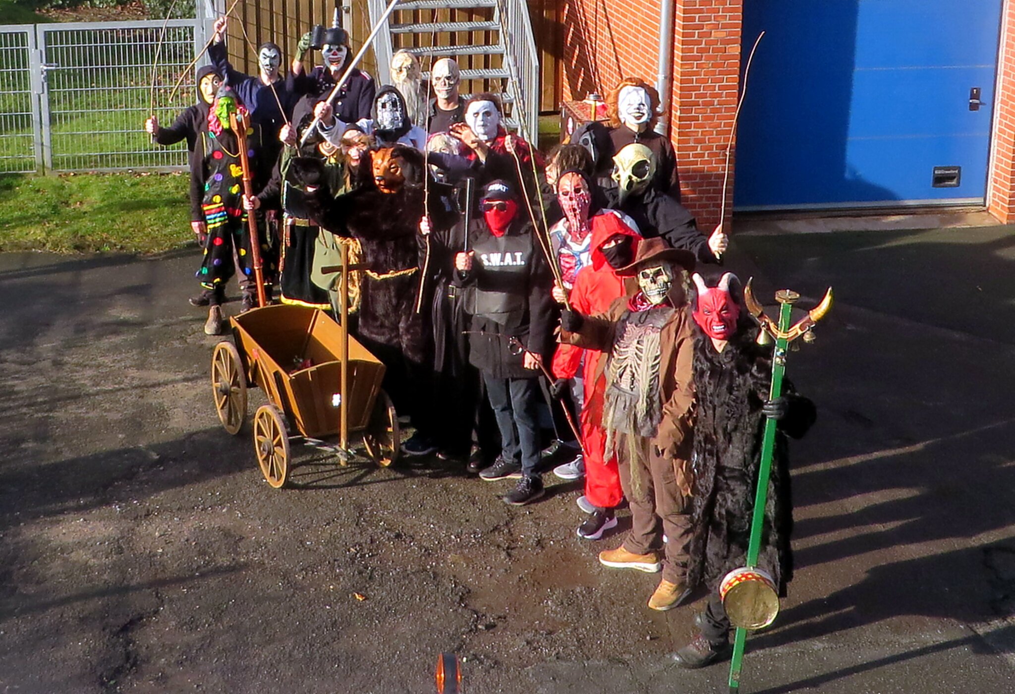 Reden Helau: Fastnachtslauf 2024 in Reden - Pattensen