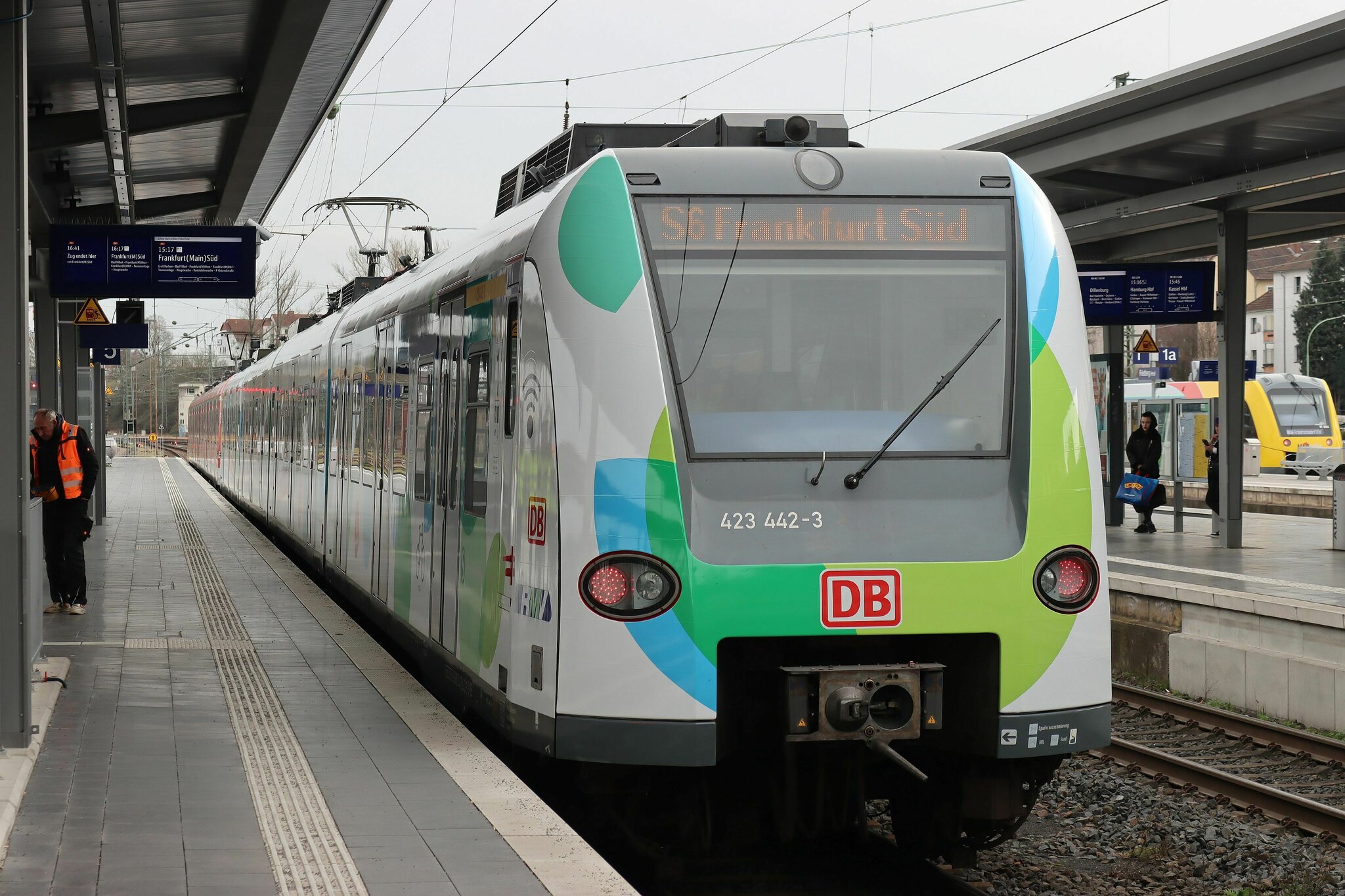 Ausbau Main-Weser-Bahn: S-Bahn "Eigene Gleise für die S6" - Stadtallendorf