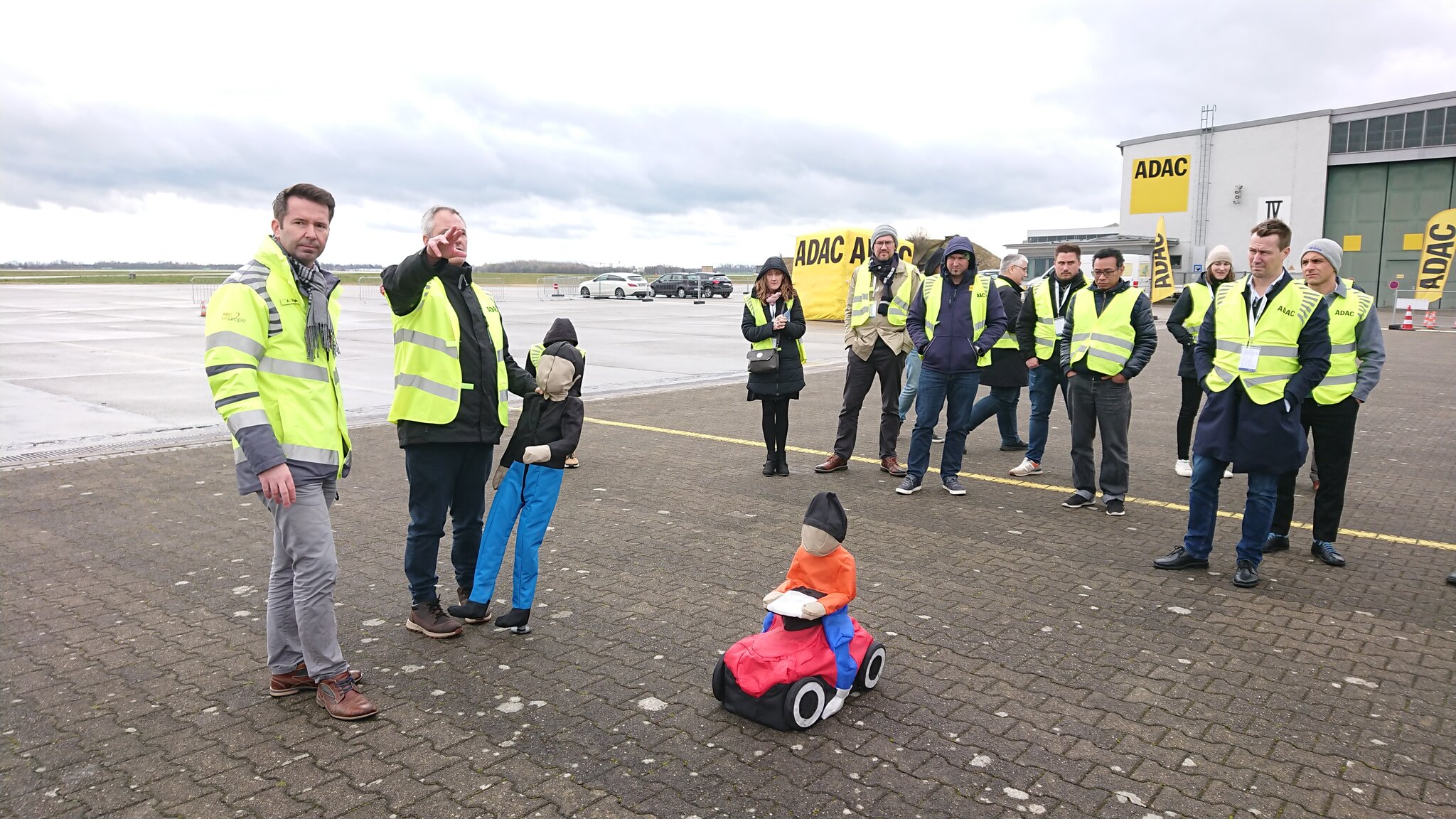 Im ADAC Testzentrum Mobilität in Penzing: HiDrive-Workshop der ...