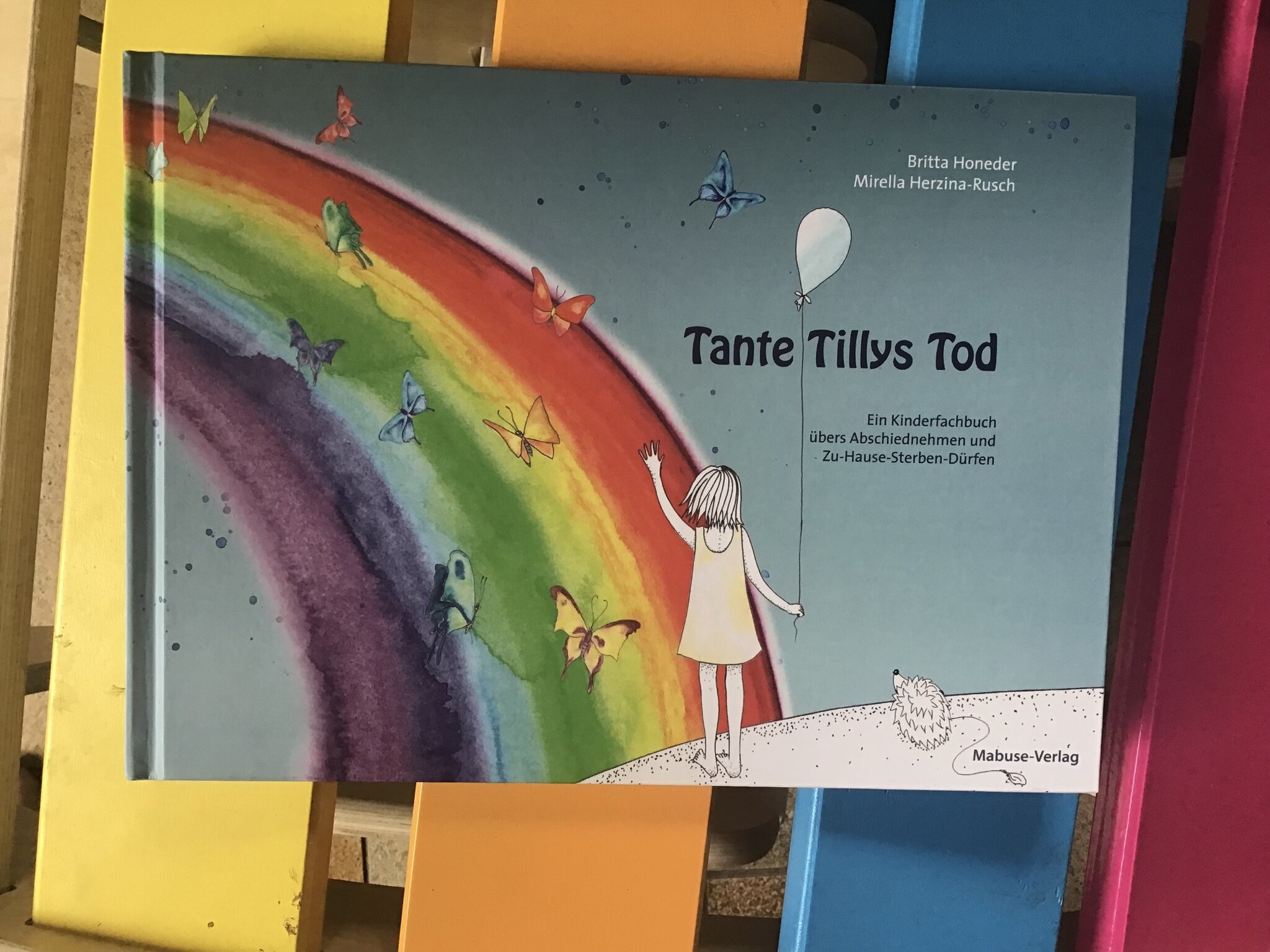 Sternenkinder-Initiative Meitingen: Buchrezension „Tante Tilly Tod ...