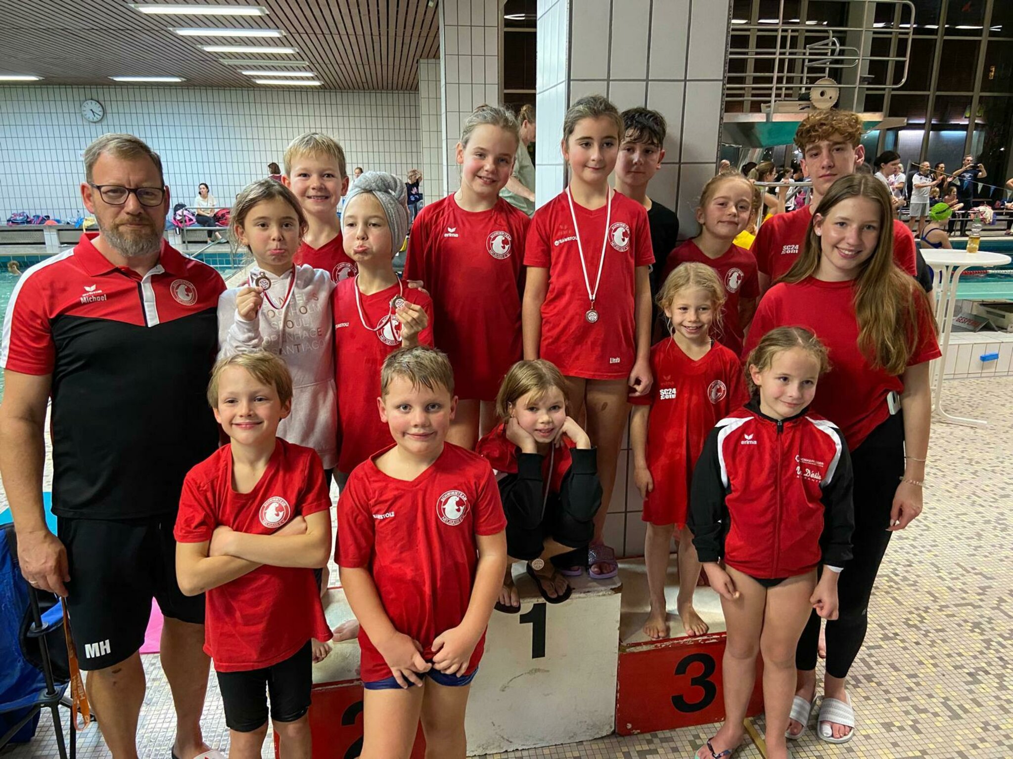 AM 1 und 2 beim Schwimm-Küken-Treffen in Memmingen: Viele Medaillen für ...