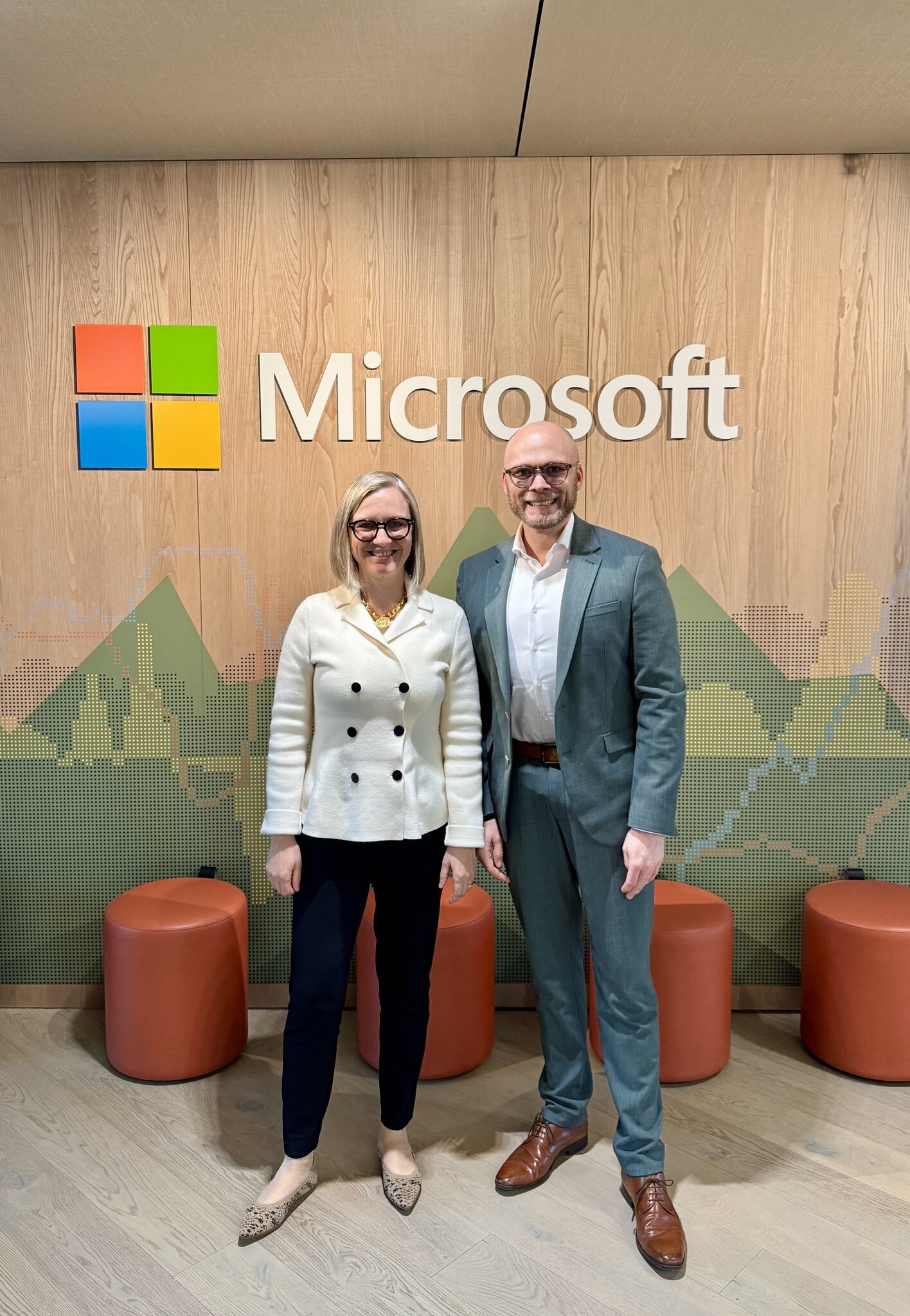 Staatsminister Dr. Mehring: Mehring gewinnt Deutschland-Chefin von ...