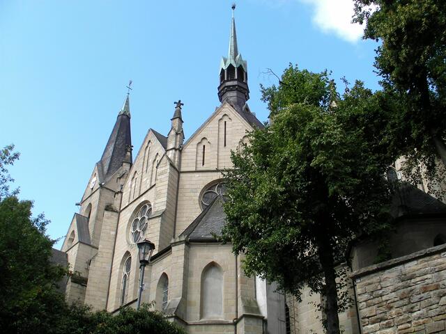 Kirchen: St. Laurentius in Essen - Essen