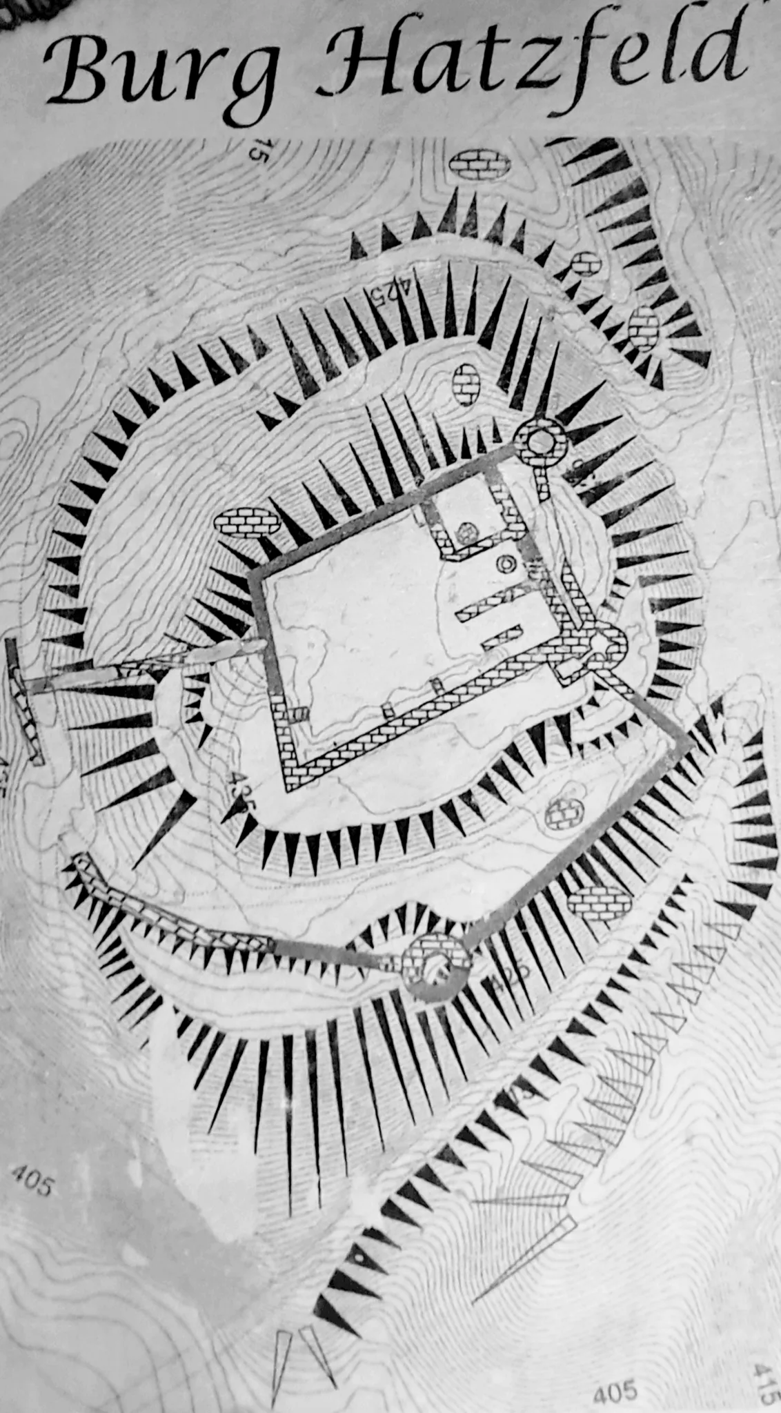 Funde: Burgruine Hatzfeld - Hatzfeld (Eder)