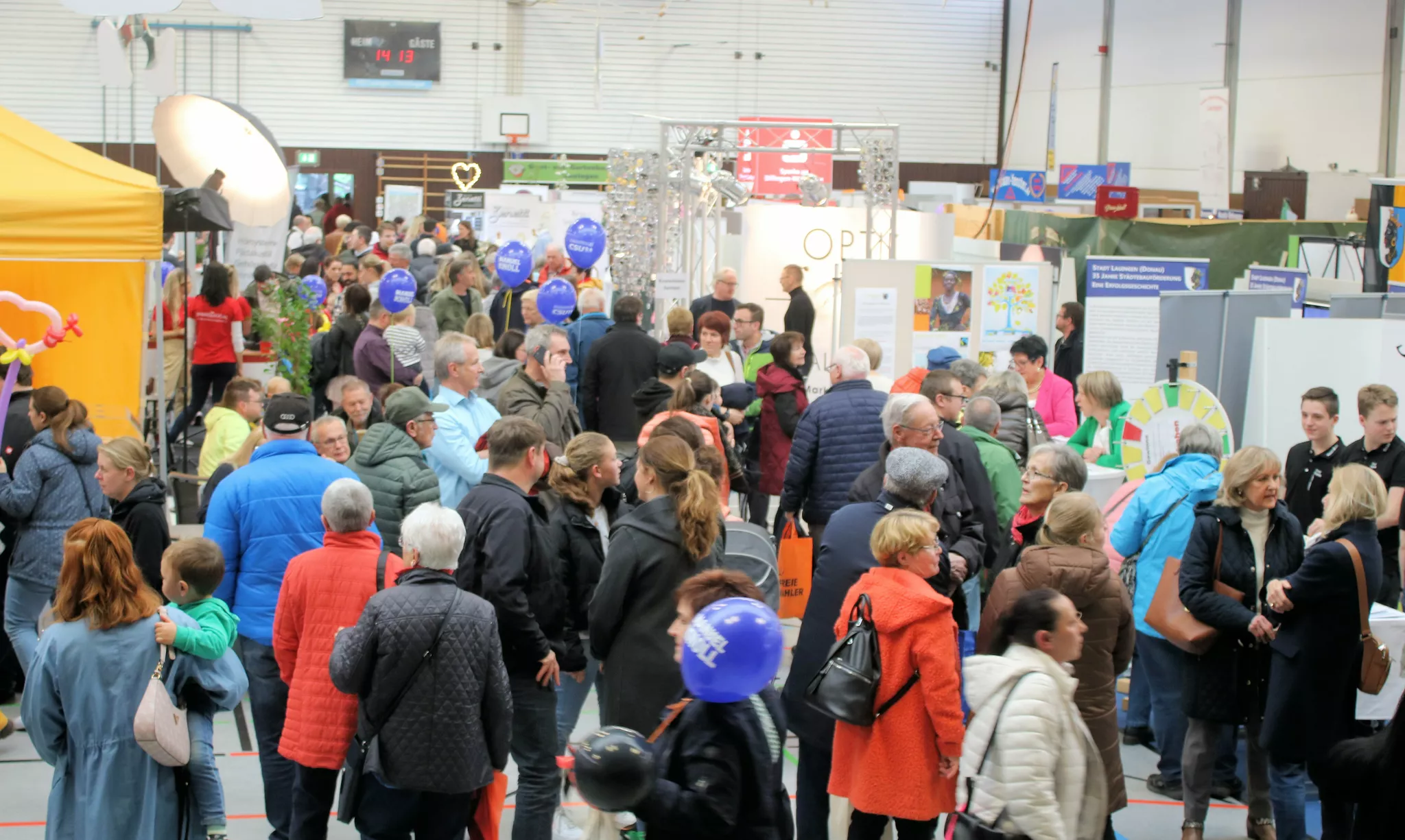 Lauinger Messe 2025: Albertus-Magnus-Stadt Lauingen mit eigenem Stand ...