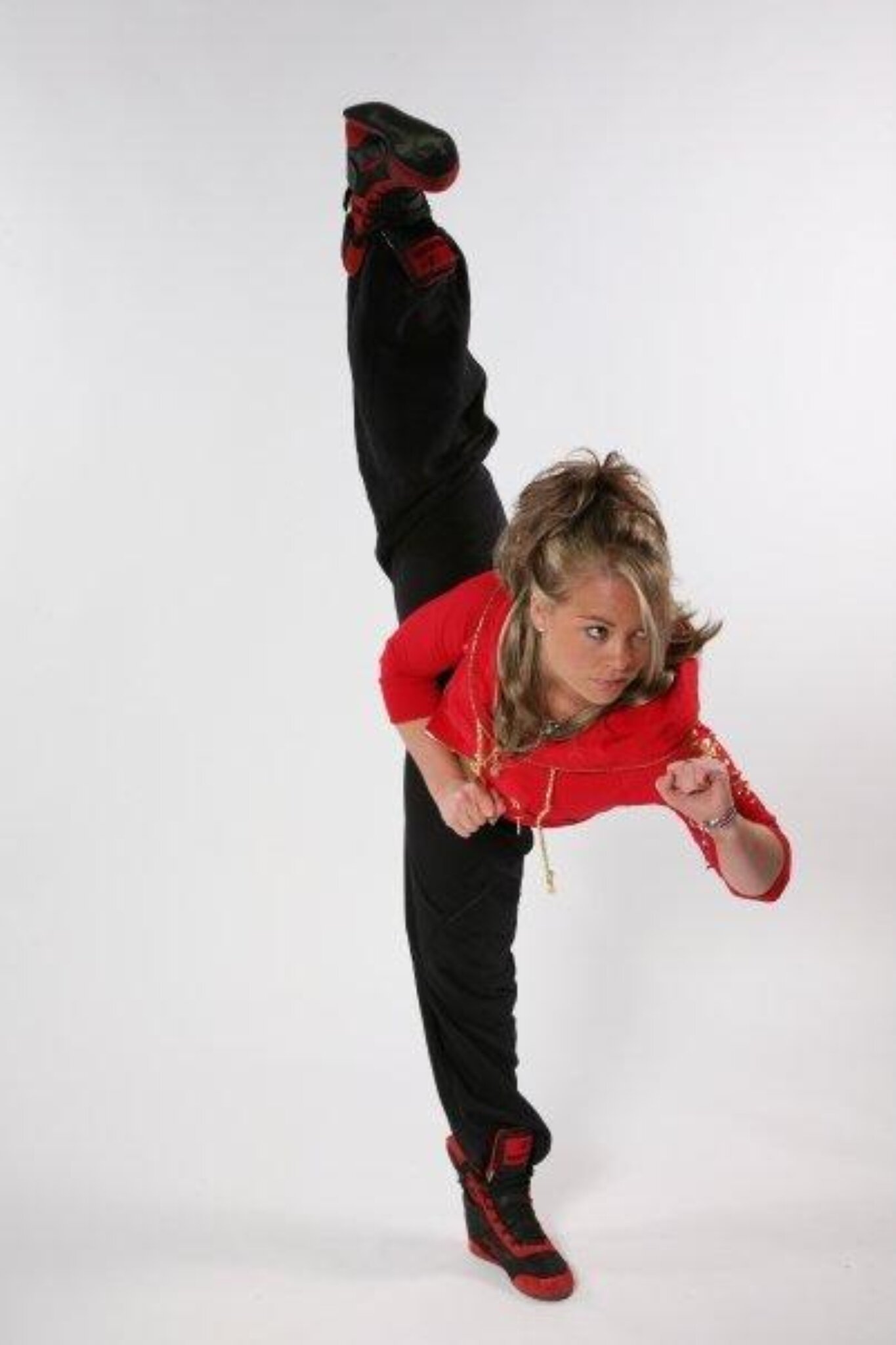 KICKING SEMINAR mit Weltmeisterin EMMA ELMES