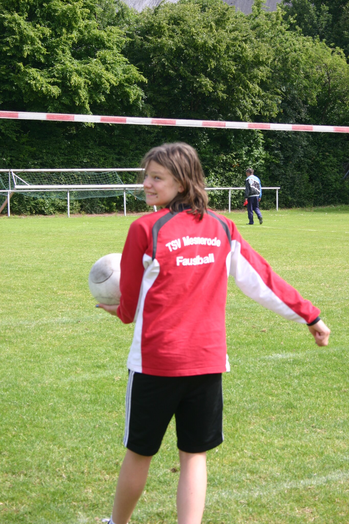 Faustball in Mesmerode: Gutes Saisonergebnis der weiblichen Jugend