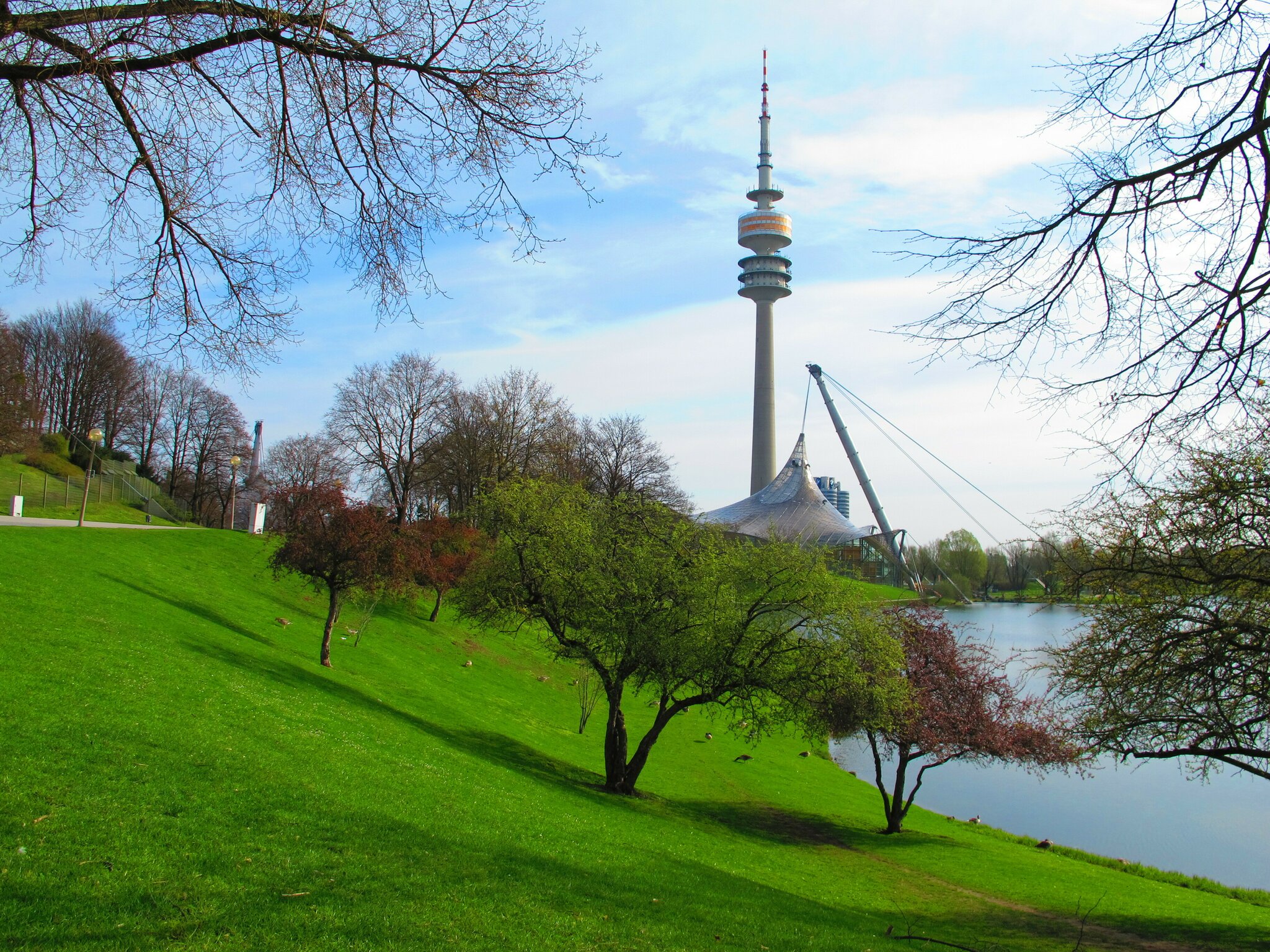 Rundgang durch den Olympiapark München