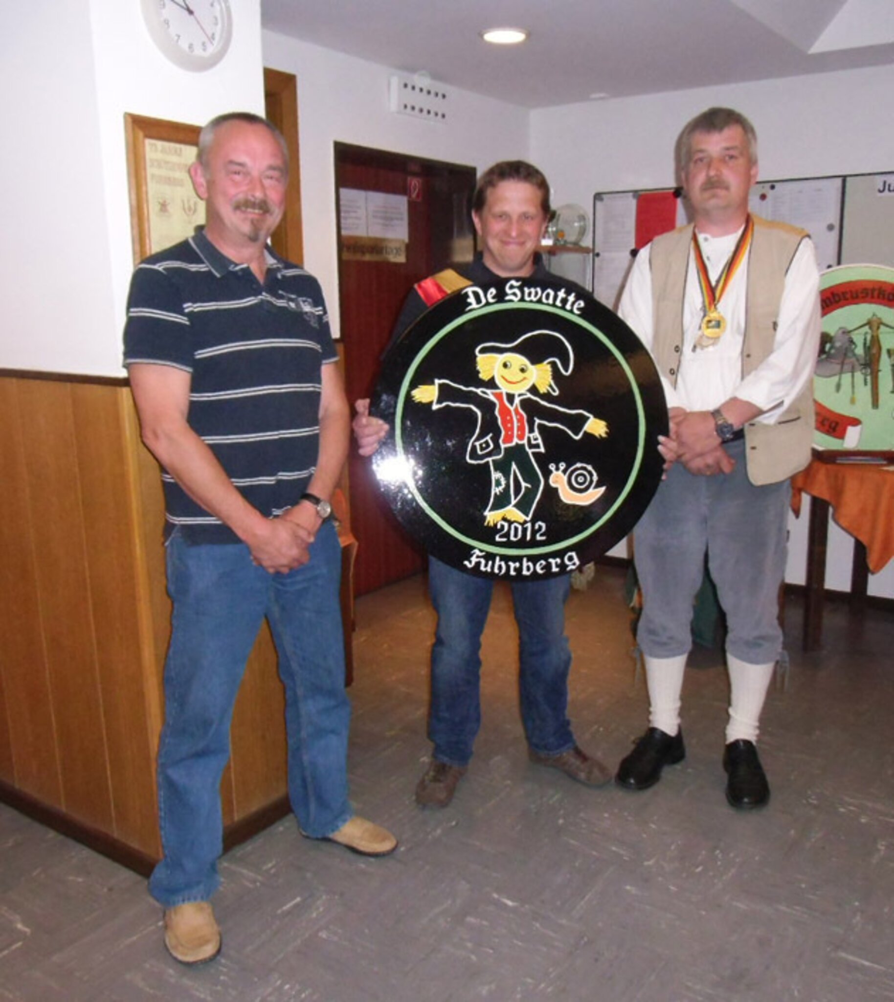 Marc Otte ist Schwarzer König 2012! Armbrustkönig ist Karsten Segger ...