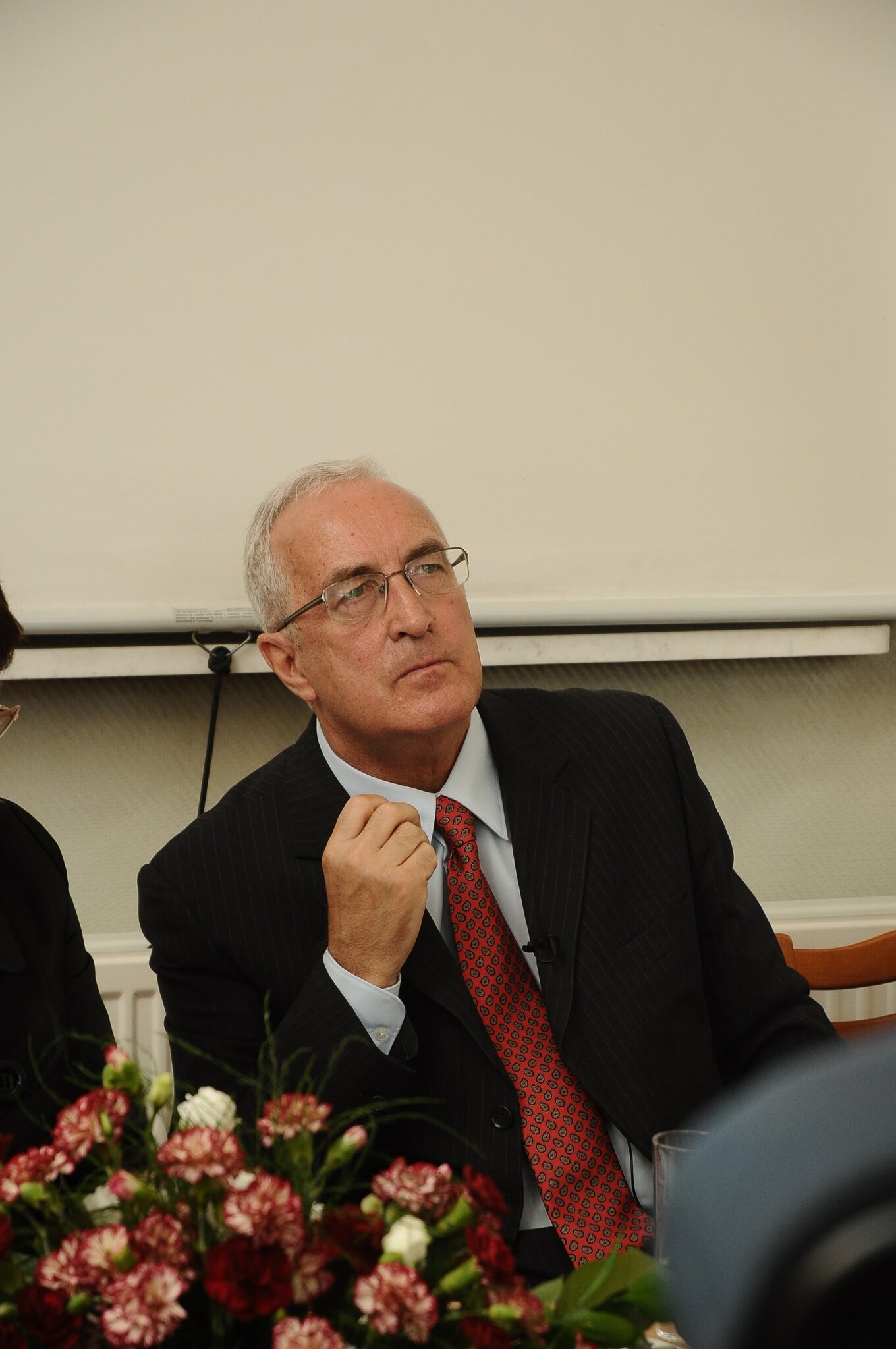 Prof. Alexander Skotnicki sprach in Schulen, im Annaforum und der Uni ...
