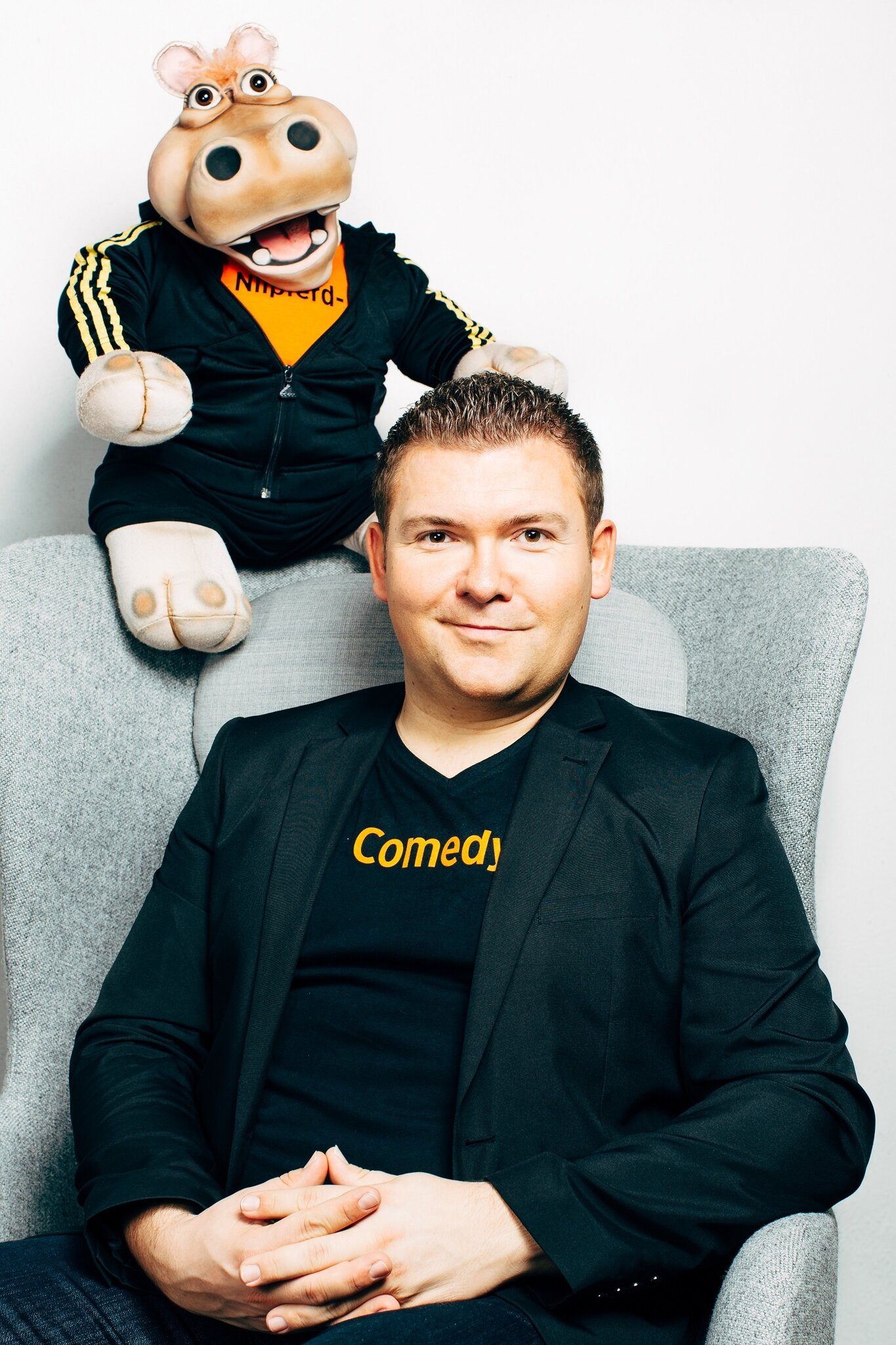 Sebastian Reich & Amanda: „Amanda packt aus!“ - Wir verlosen Freikarten!