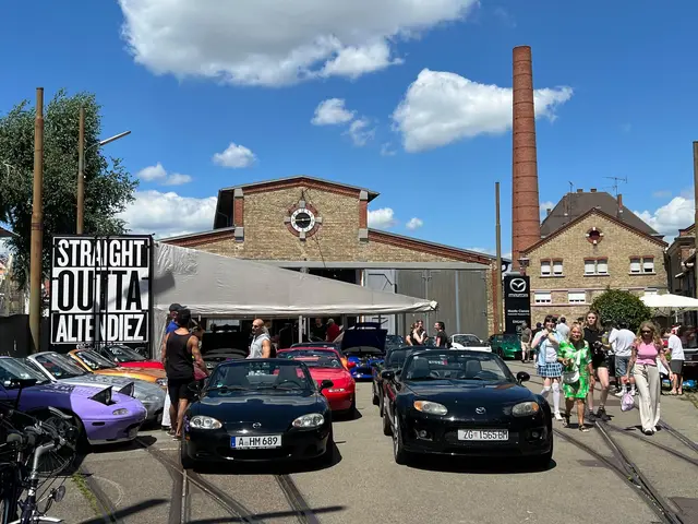 Großes Mazda MX-5 Treffen
