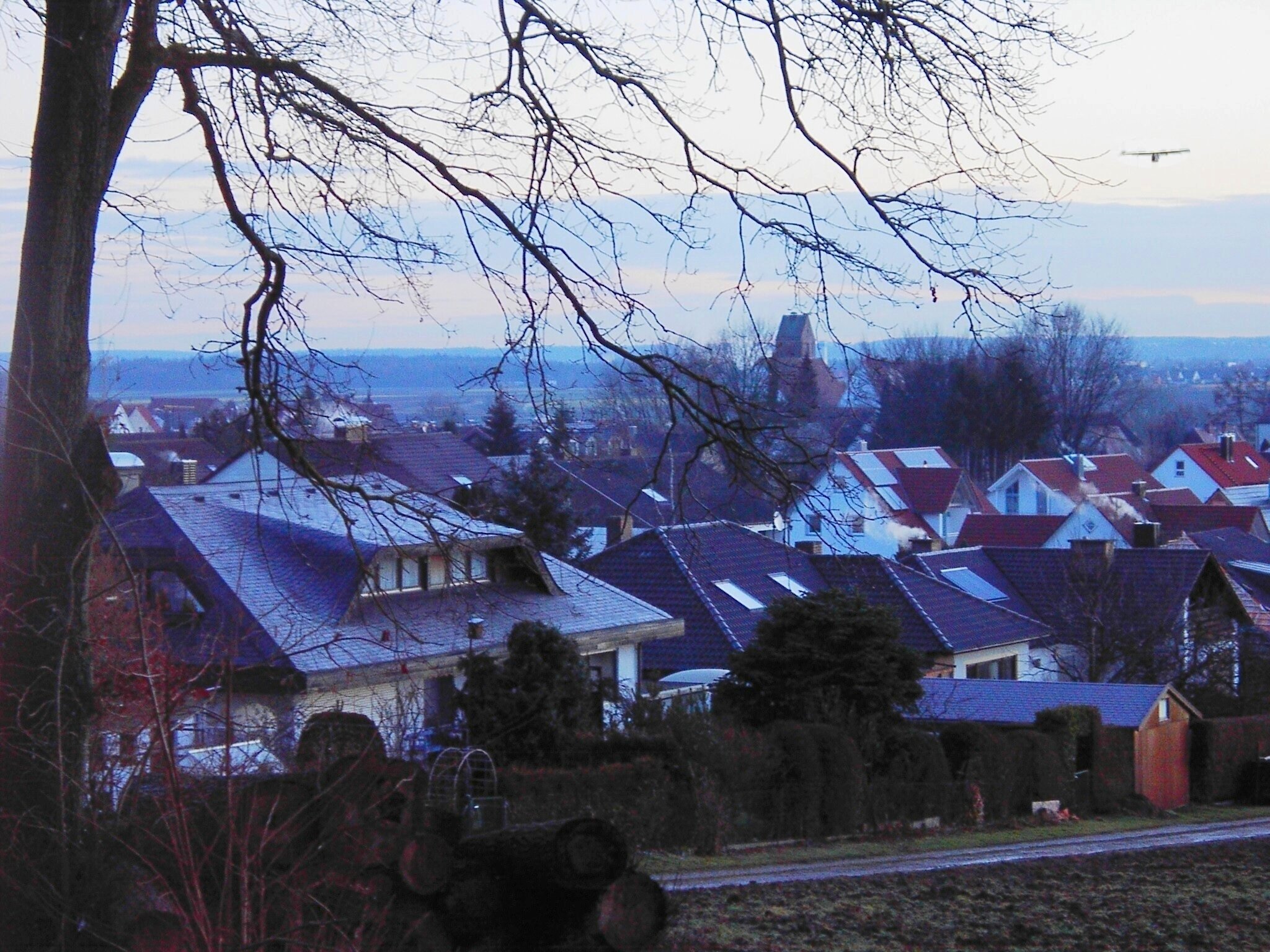 Friedlich graut der Morgen über Gablingen und über`s weite Hinterland.