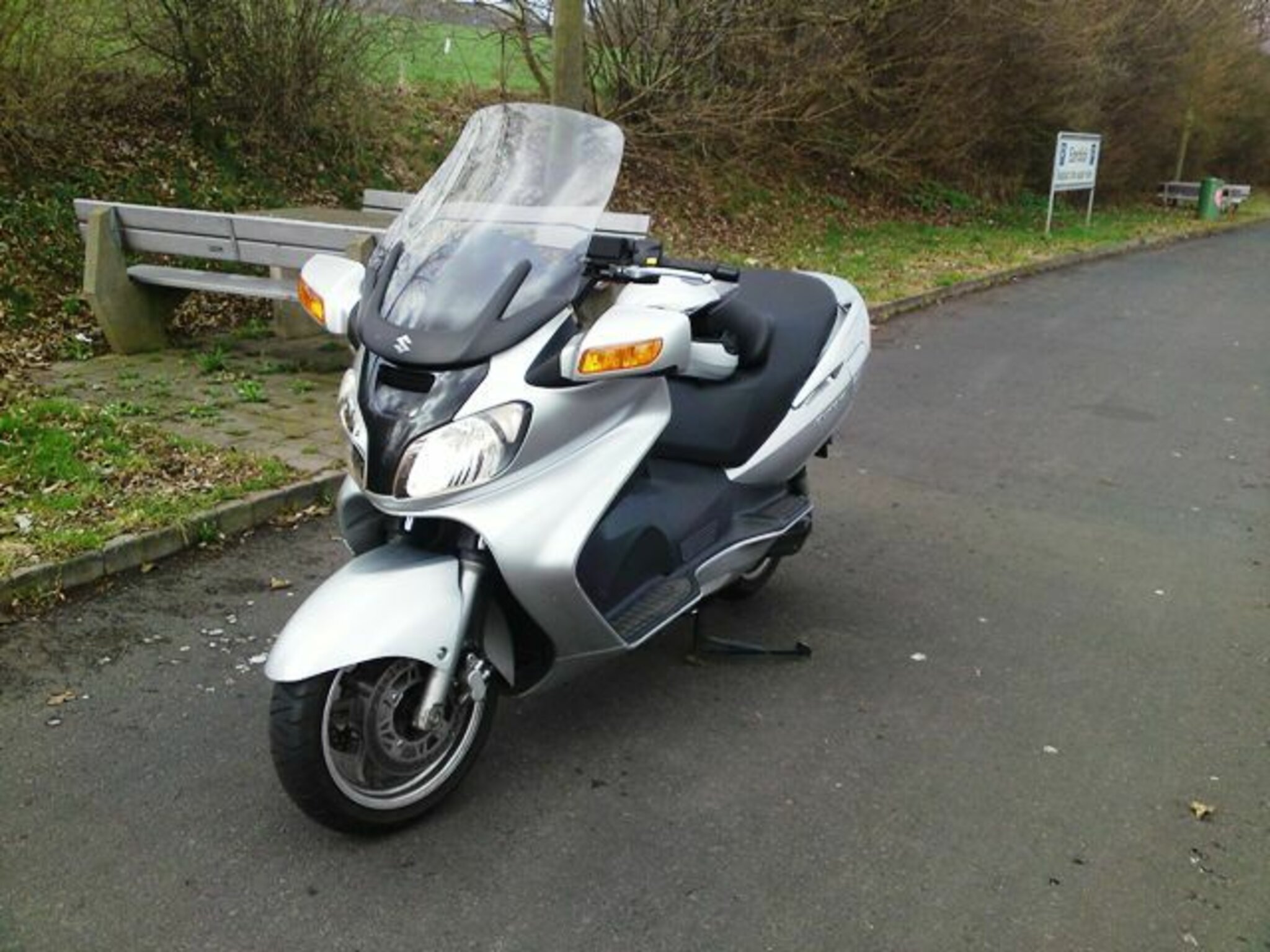 Die Saison fängt an...; Rollern durch`s Waldecker Land