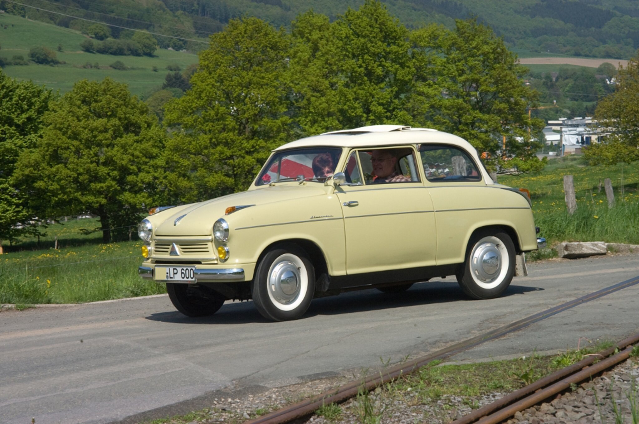 Lloyd LP 600