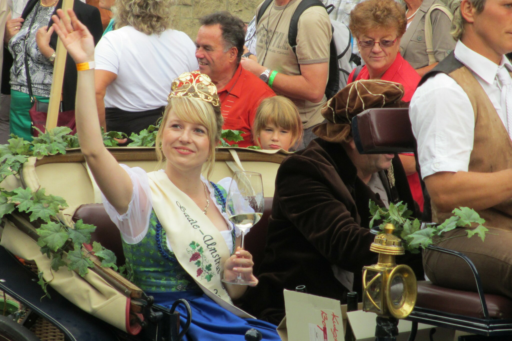 Anne die I. - unsere neue Weinkönigin von Saale / Unstrut