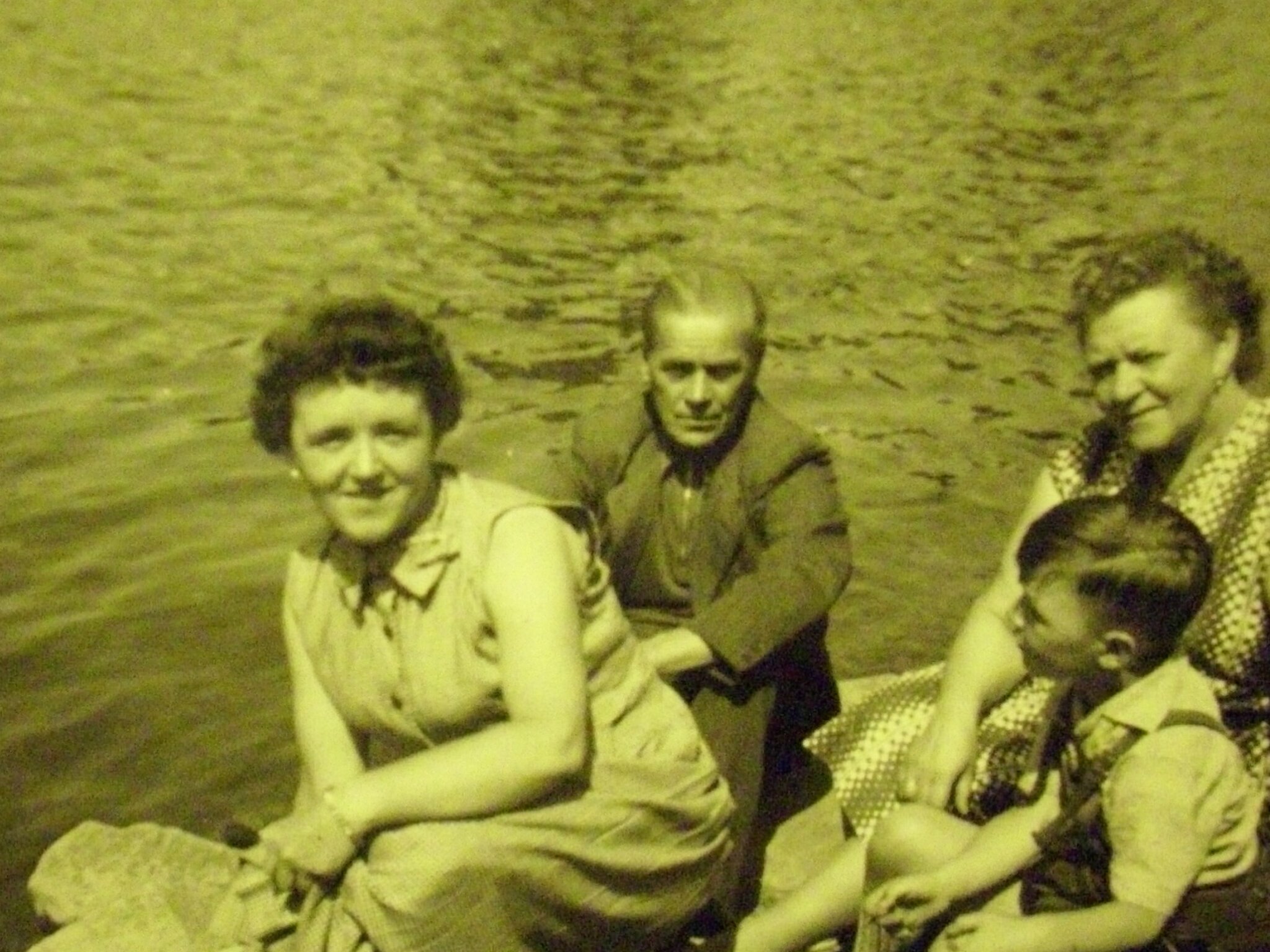 Altes Foto Meine Mama Meine Oma Und Opa Alle Sind Nicht Mehr Auf Der 6724