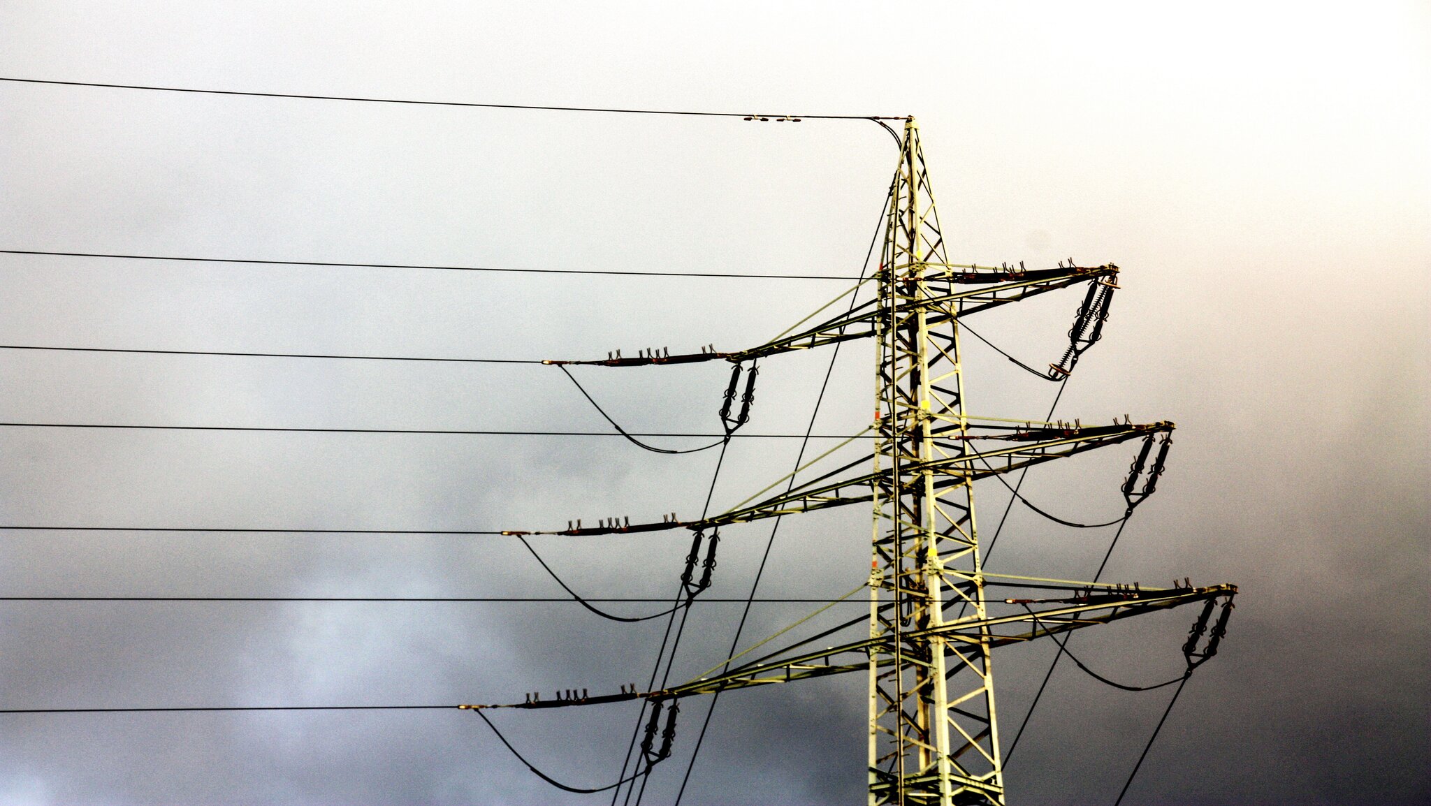 Strom kann auch im 90°-Winkel fließen